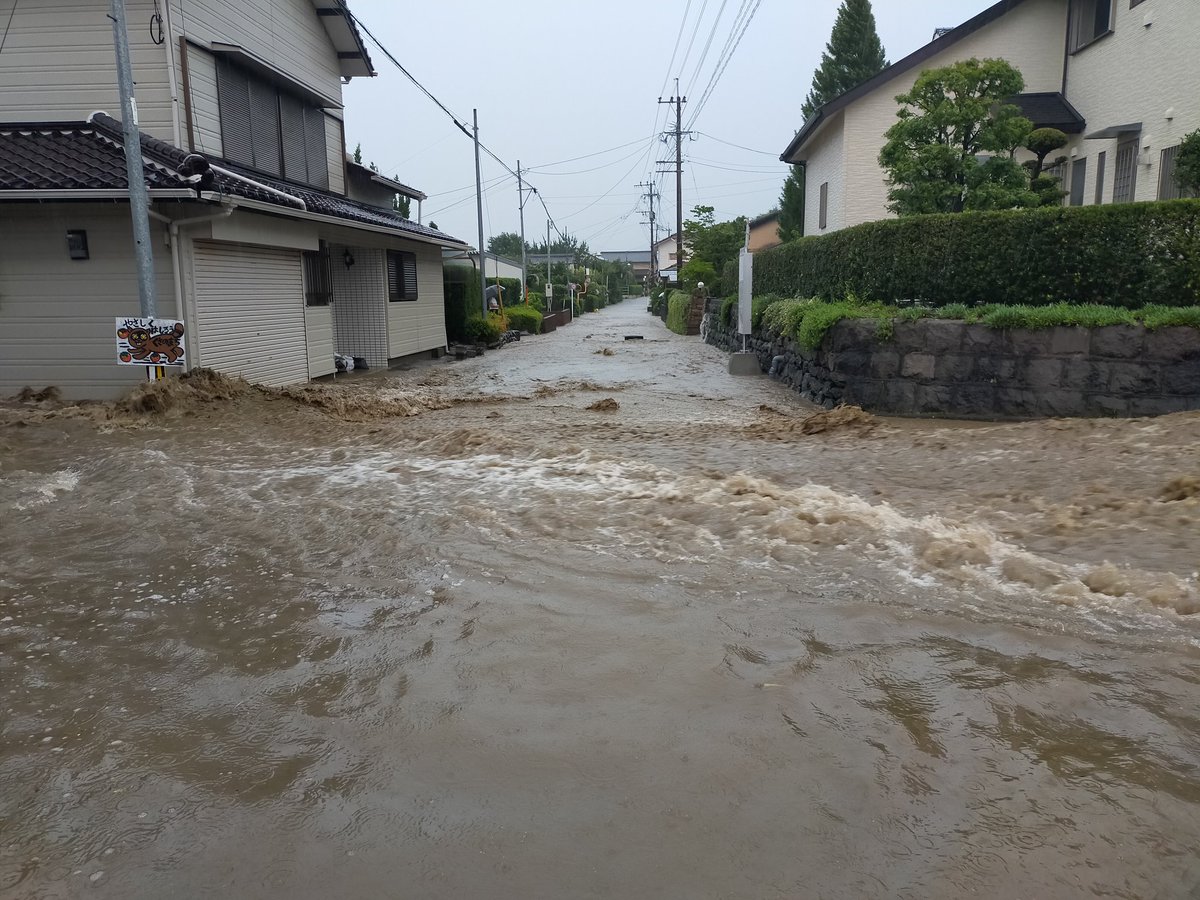 【久留米冠水】福岡県久留米市が大雨の影響で浸水被害相次ぐ「ゆめタウン久留米が水没」 まとめダネ!