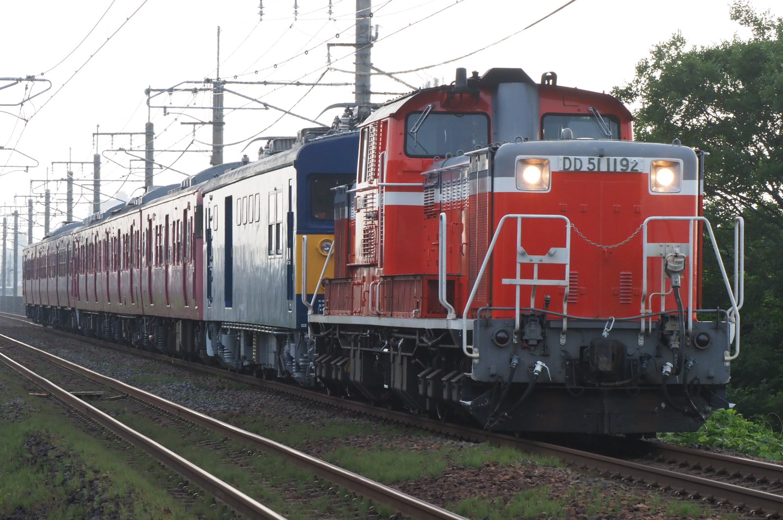 トッティー on Twitter: "配9564ﾚ DD51-1192[宮]＋クモヤ145-1051＋413系B05・415系C10 太陽が何とか雲に隠れたおかげで逆光は回避 湖西線[堅田駅 ...