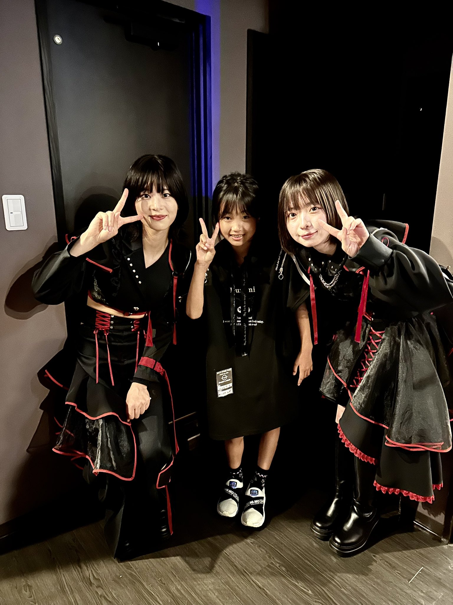 hikaru yasuda on Twitter: "WELIT新メンバー！ ではなく役得と言うことで 目線合わせてくれてるのに 自分もしゃがんでどうする... #WELIT #愛媛 ...