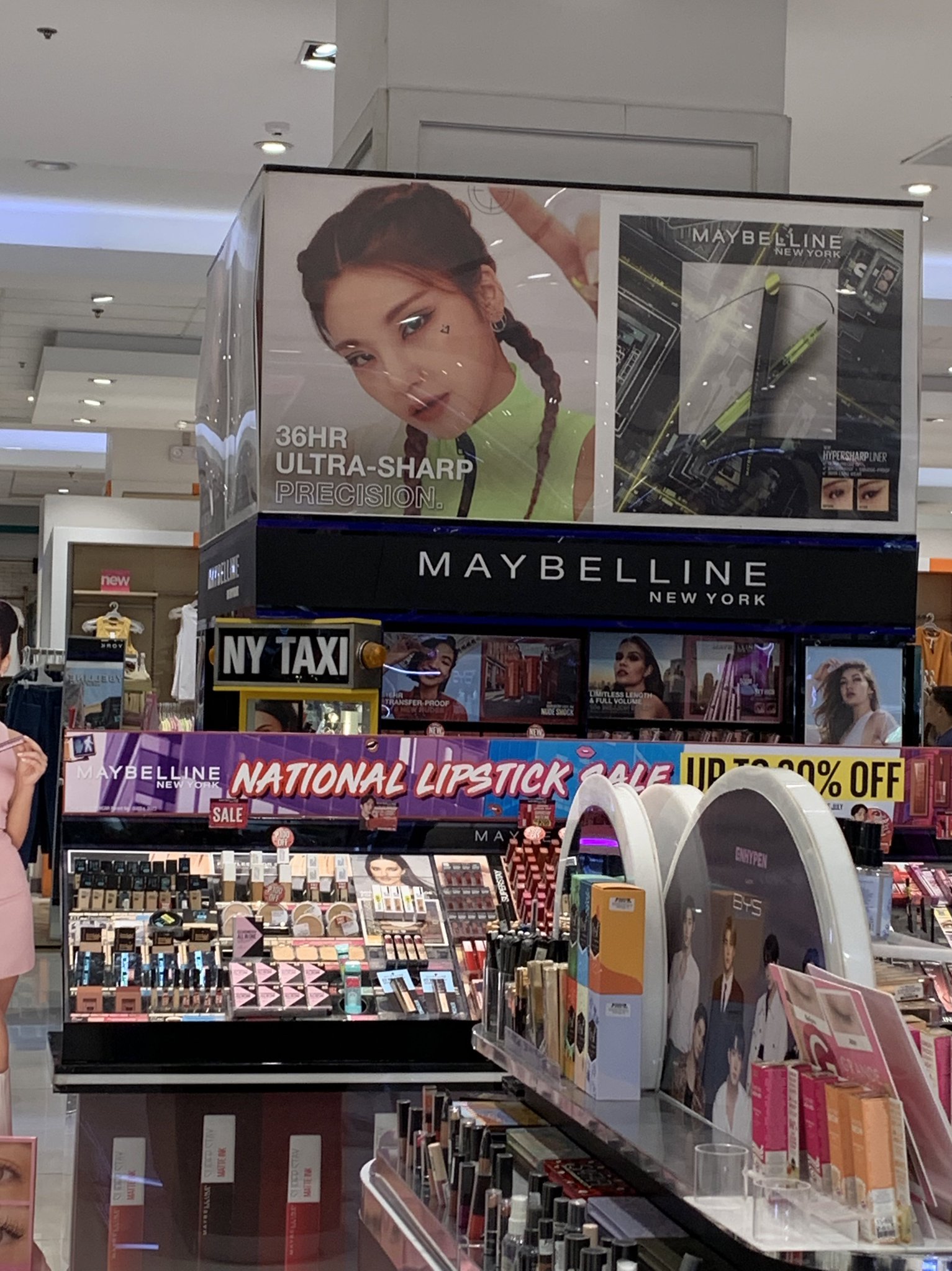 Ninja Yeji 🖤🌼| ot5 fbs being choosy w/c to posts on Twitter: "Yeji is still there haha! Forever ...