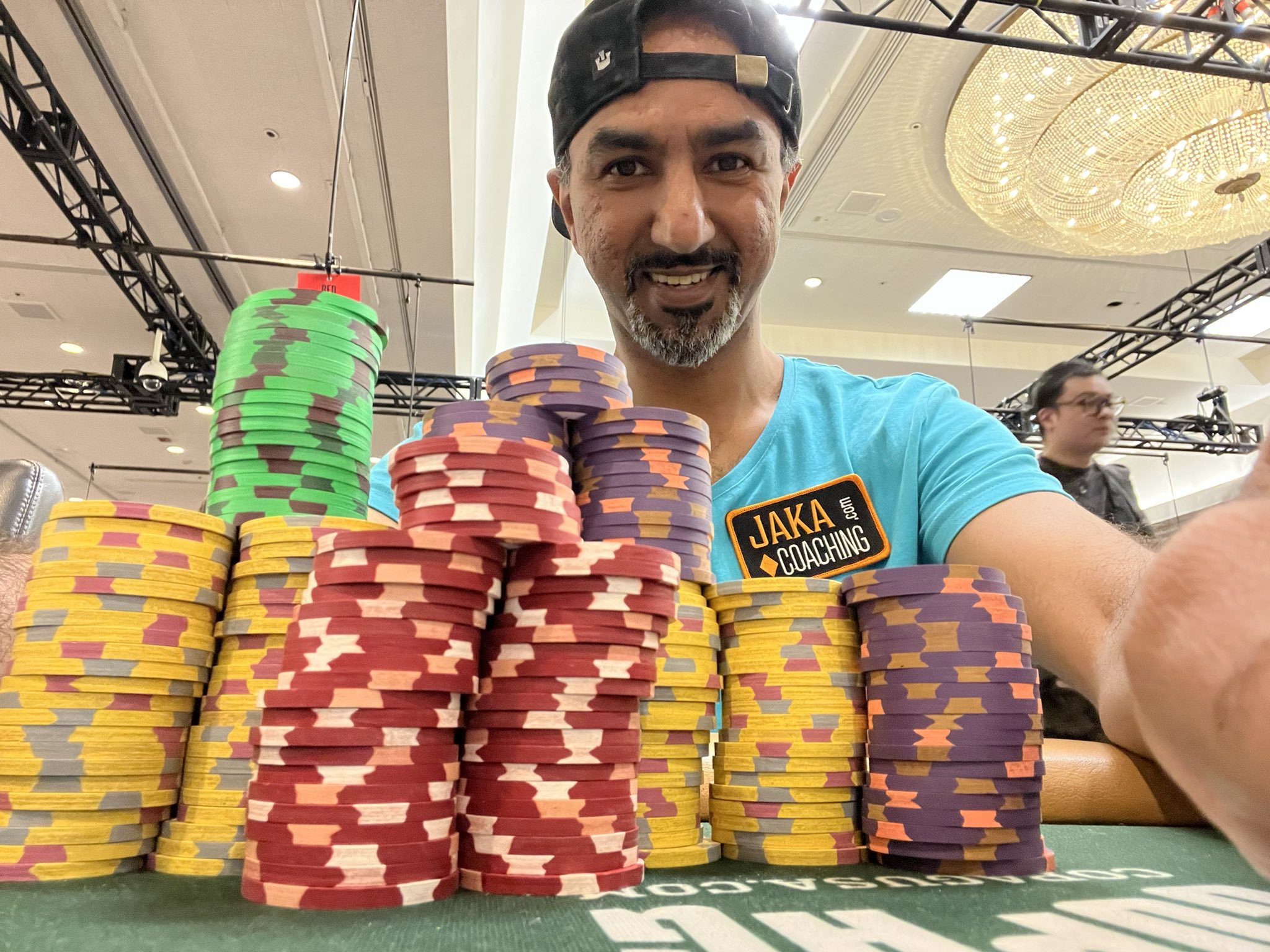 Faraz Jaka on Twitter: "Just ran a big bluff in #WSOPMainEvent up to 860k chips. We raise 7k in ...