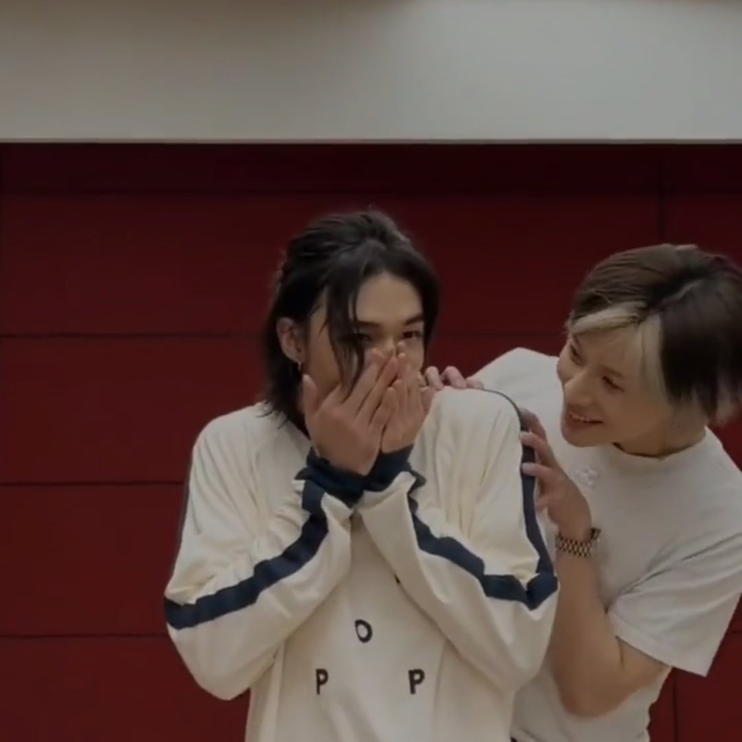 on Twitter: "one of the best dancers in kpop went to jyp to film a challenge with my baby and ...