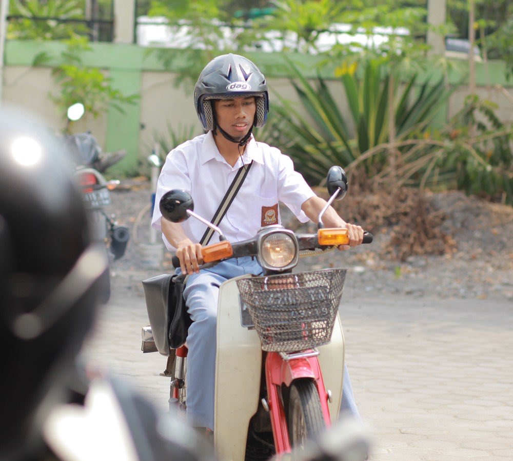 Agus Mulyadi on Twitter: "Pacar kamu di mana? Jek rene… Senggel https://t.co/IEQWW6IF6m" / Twitter