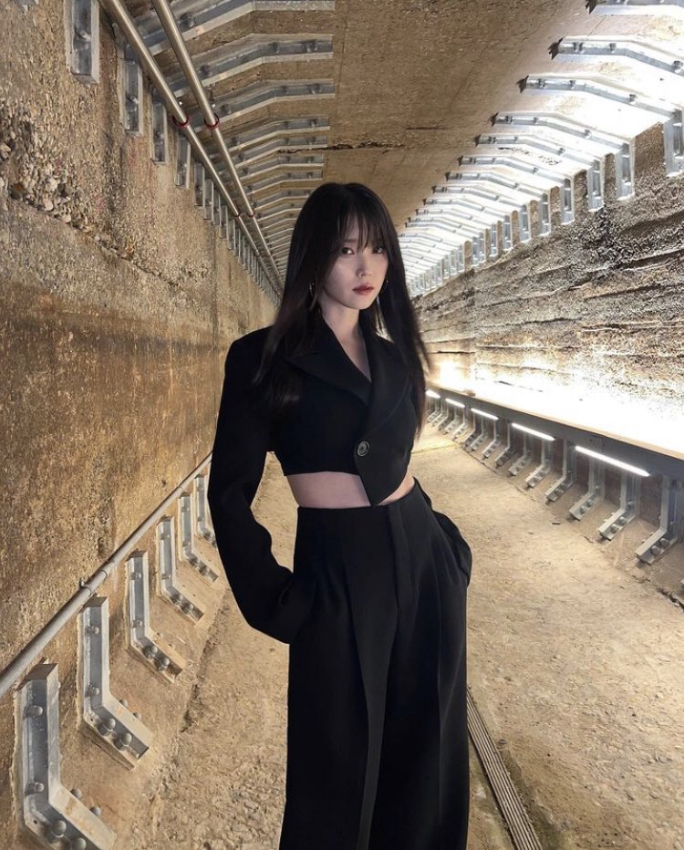 on Twitter: "that’s so attractive jieun https://t.co/EowuxED8p2" / Twitter