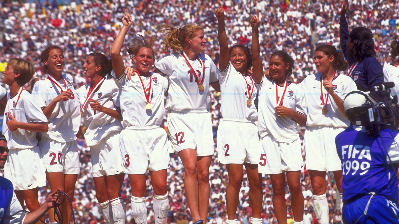 FIFA on Twitter: "#OnThisDay in 1999, the @USWNT defeated China PR in a penalty shoot-out to win ...