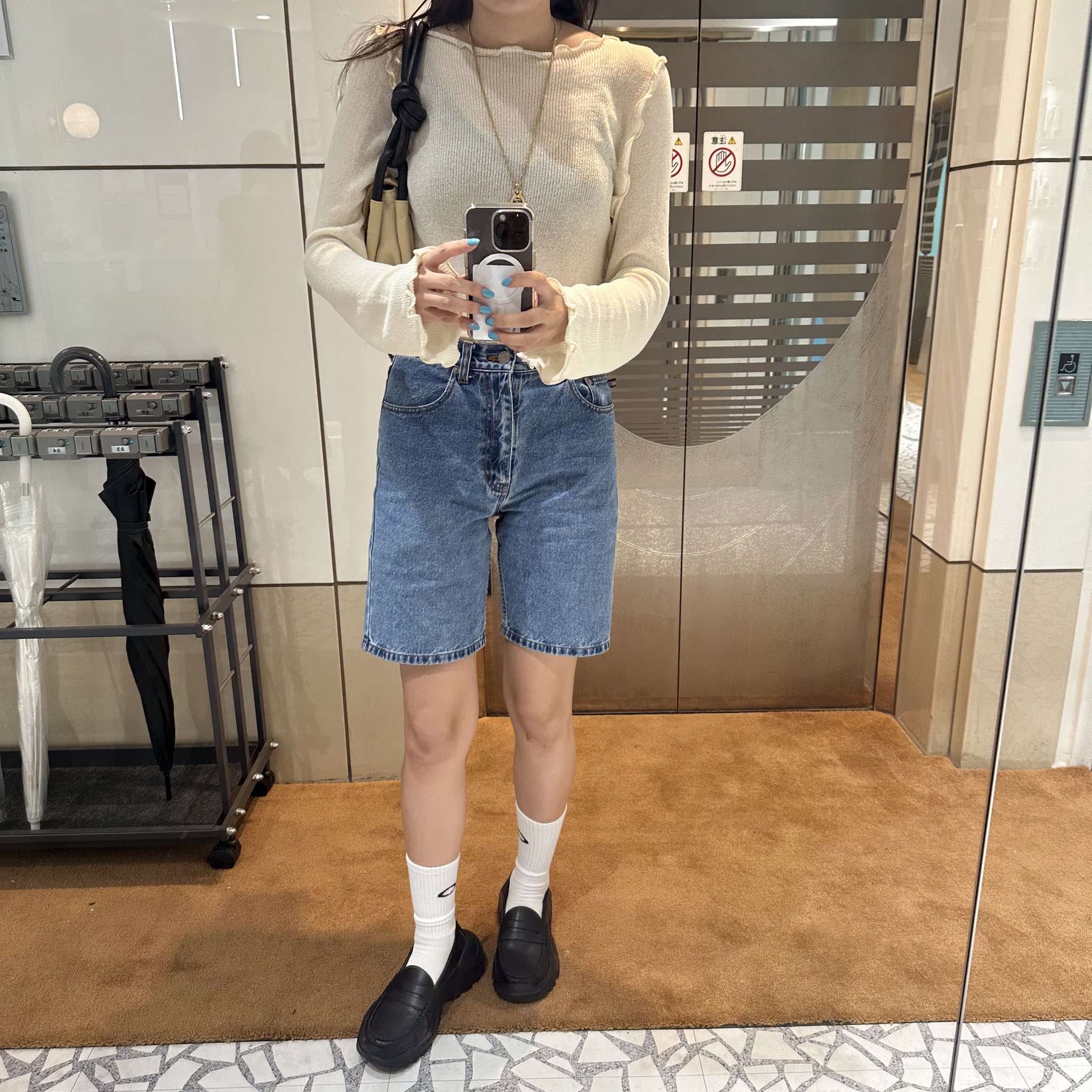 hinano (@hinanoo0121) / Twitter