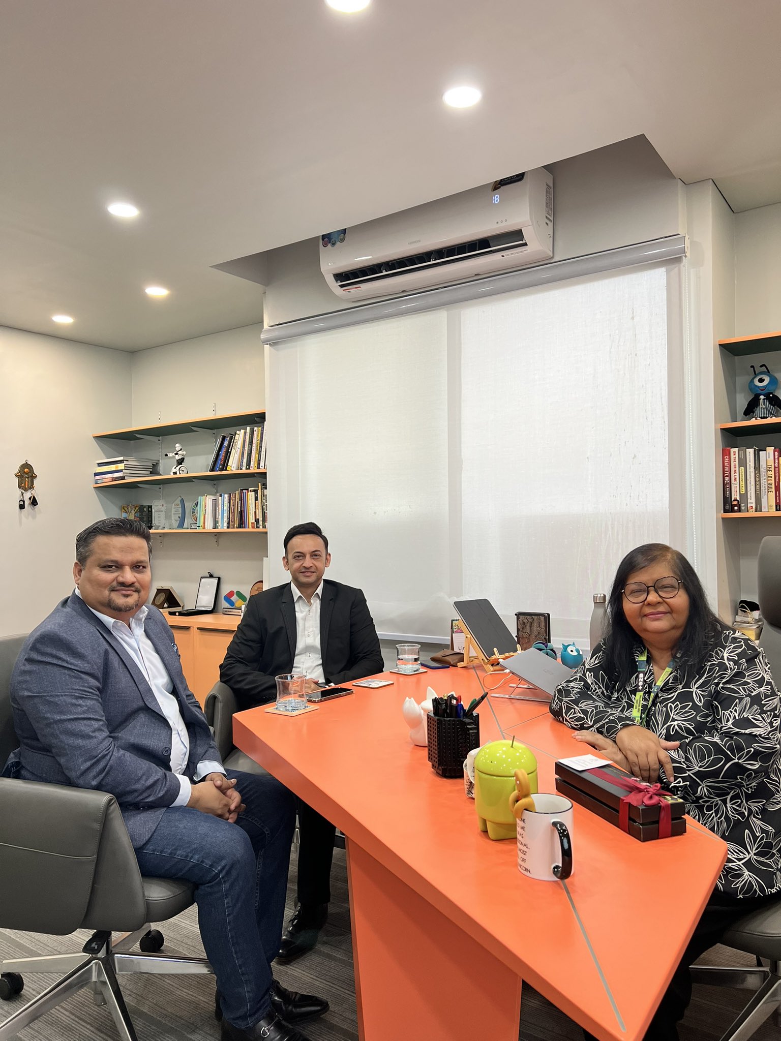 jehan_ara on Twitter: "Morning visit from Zohaib Khan Chairman @PASHAORG Ali Raza CEO @PSEB and ...