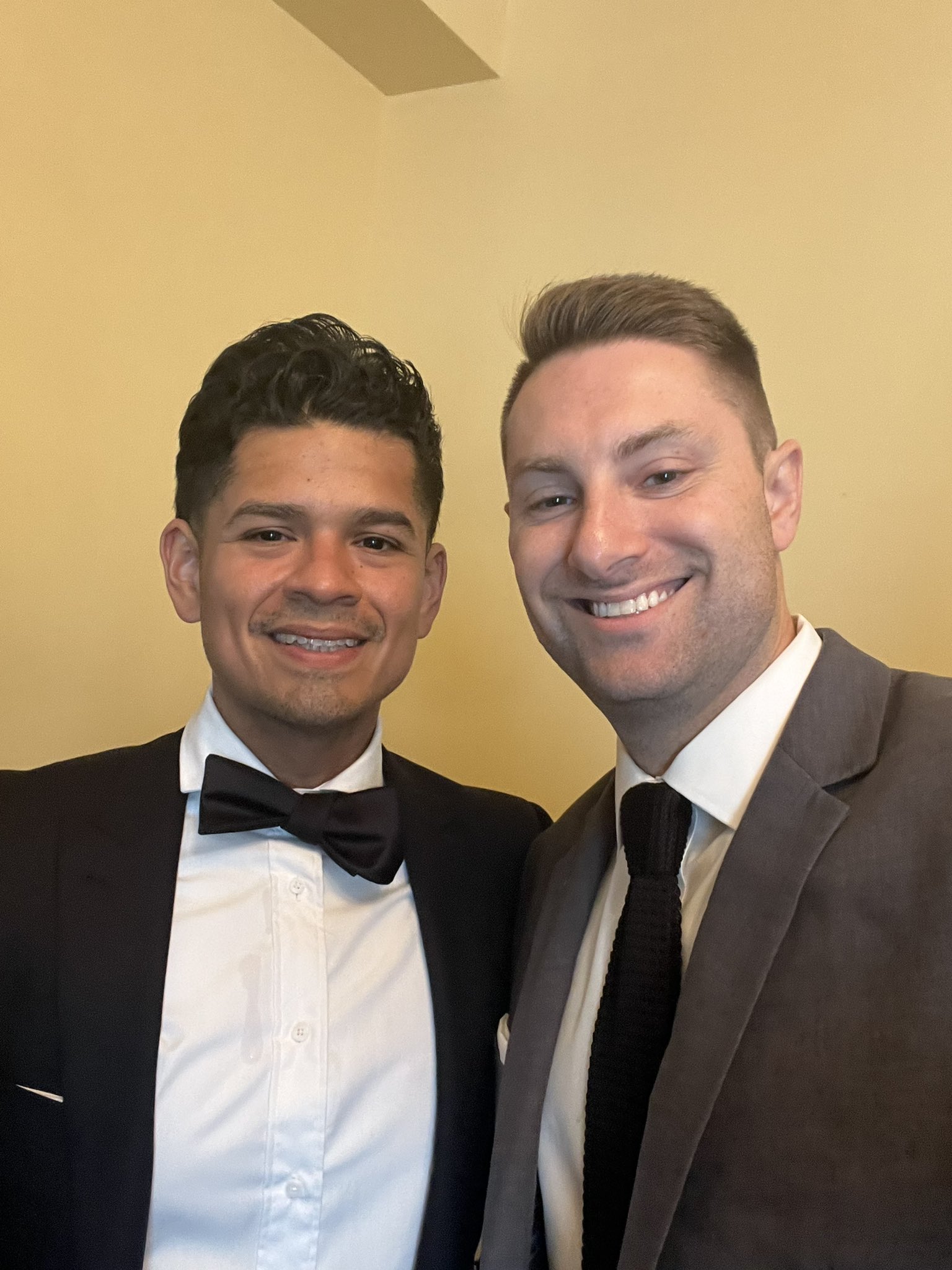 Ari Alexander on Twitter: "Taking a few days off to see one of my best friends get married ...