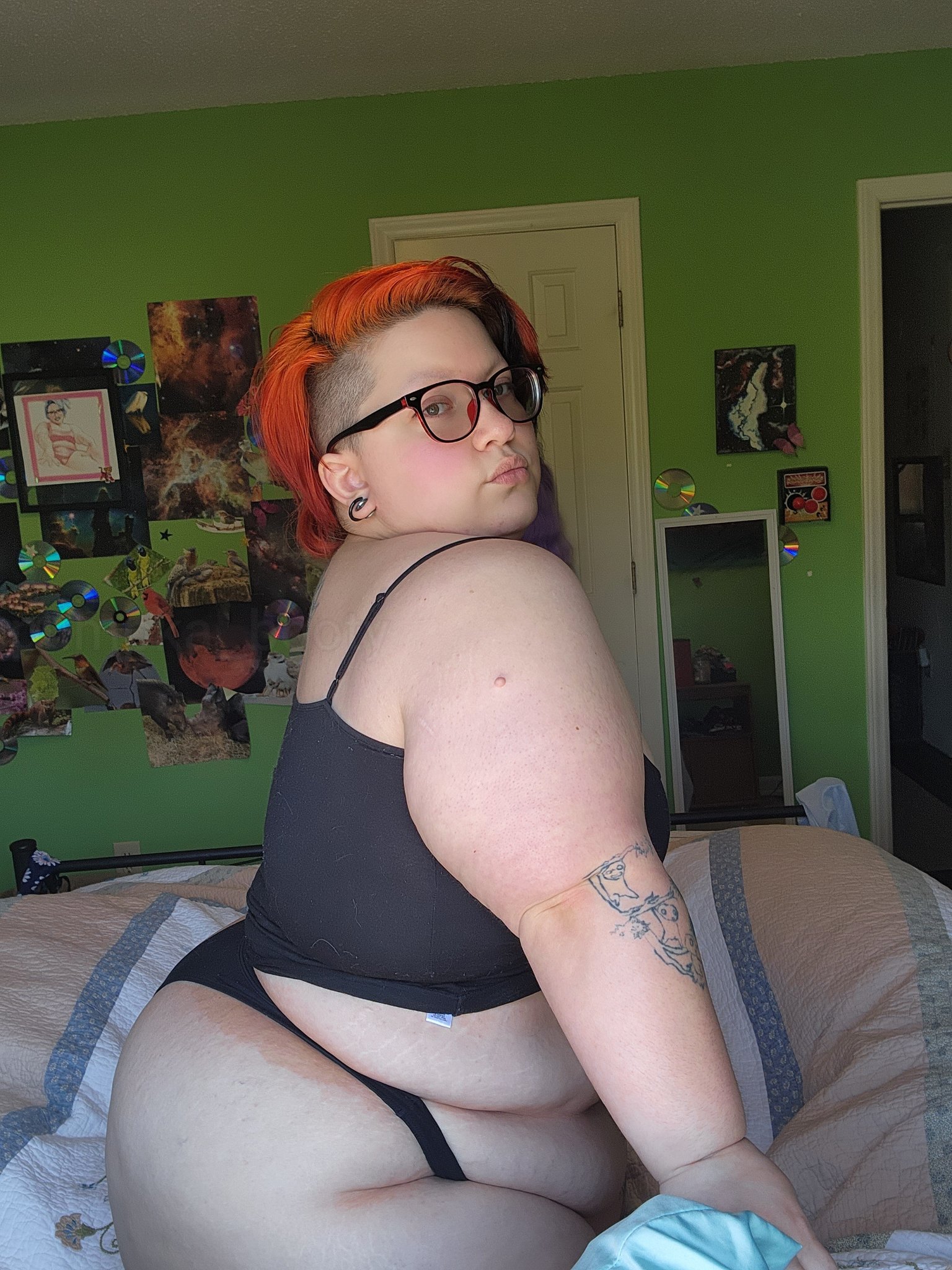 OF SALE $3.60! Pumpka Booty on Twitter: "I fell over uwu (OF currently on SALE! $3.60) https://t ...