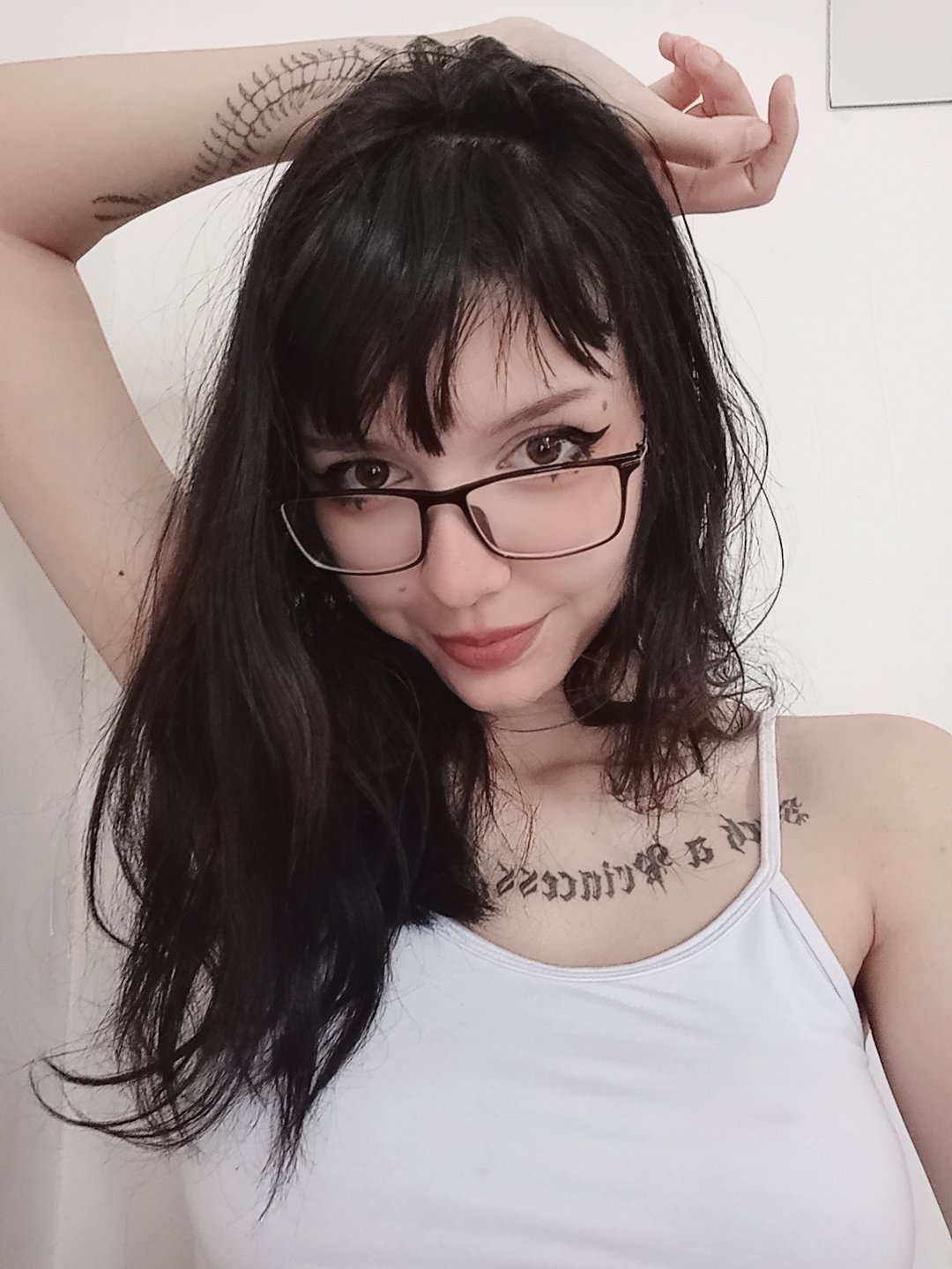 Mistress Belle 🕸️ on Twitter: "você é F R A C O. findom femdom 🖤 https://t.co/hRvU9F40NI" / Twitter