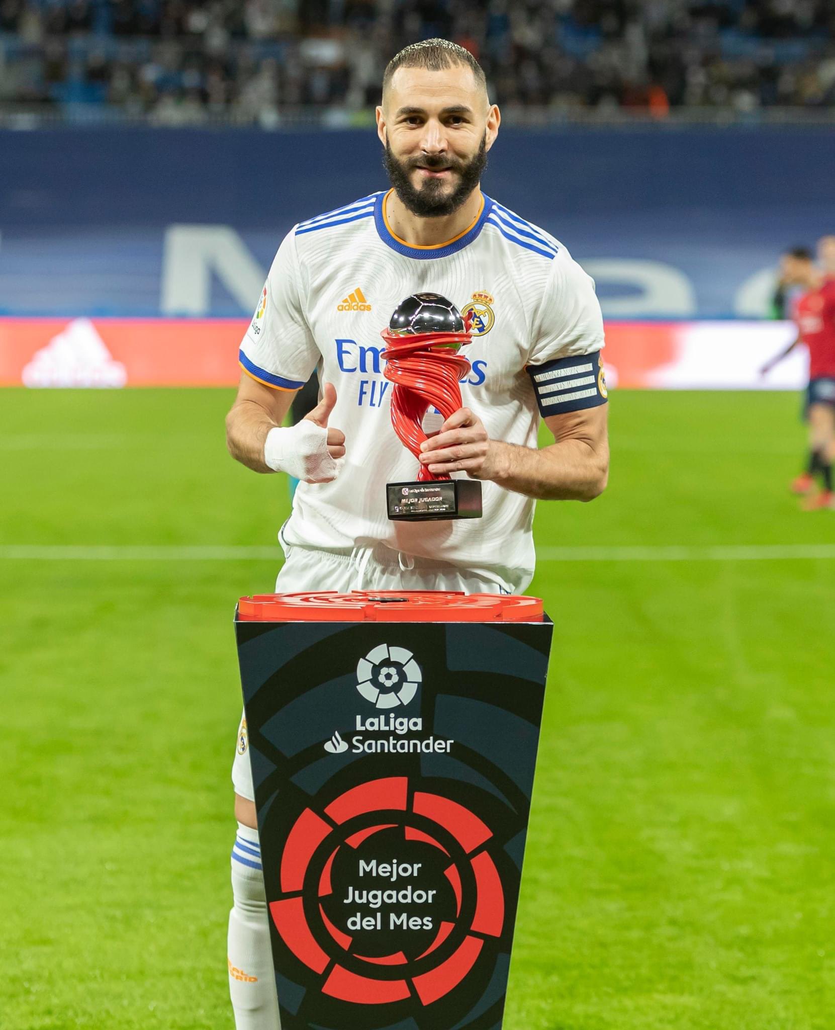 # on Twitter: "Vinicius x Benzema 2 szn league and ucl peak 103 goals 48 assists 361 successful ...