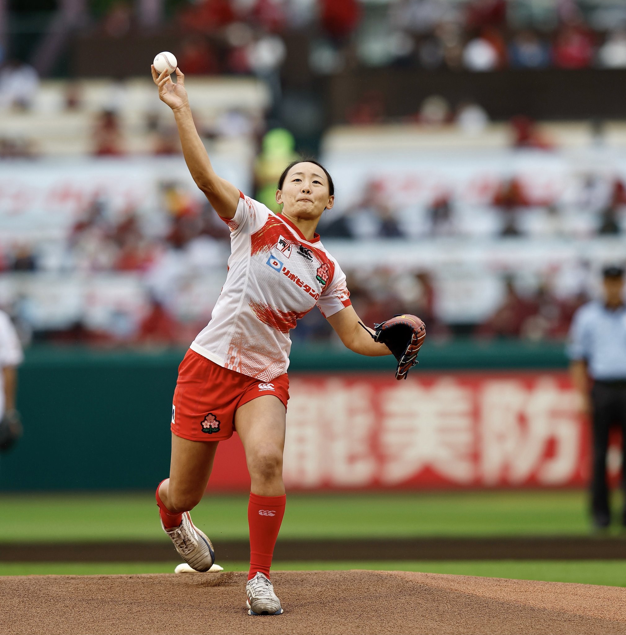 ラグビーリパブリック｜RUGBY REPUBLIC on Twitter: "【サクラセブンズ】平野優芽が東北楽天イーグルス戦で始球式。大谷芽生はファンへメッセージ https://t.co ...