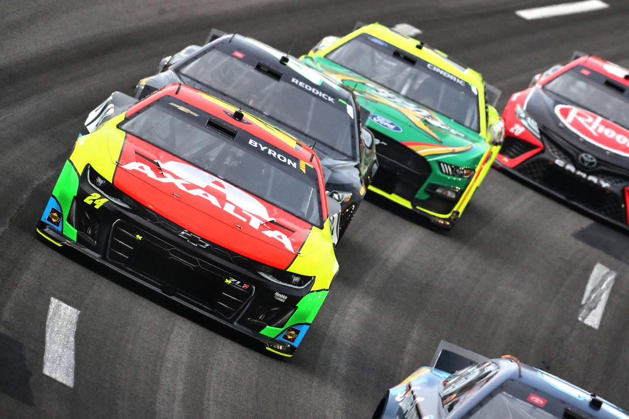 autosport web/オートスポーツweb on Twitter: "雨天短縮の1.5マイルオーバル戦は好機を捉えたウイリアム・バイロンが今季4勝目／NASCAR第19戦 https ...