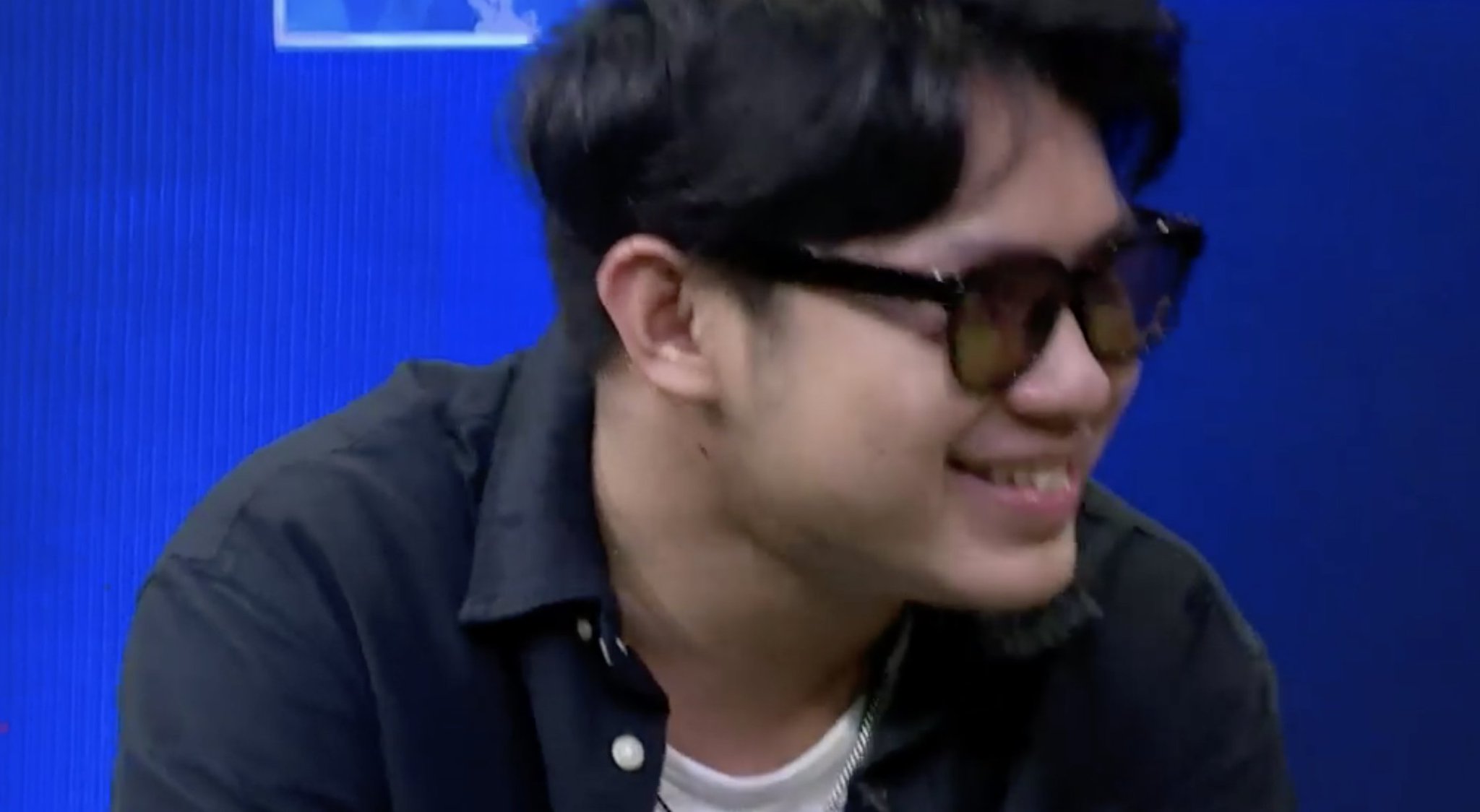 Yaya on Twitter: "GANTENG LU RONY #idolyfepanaroma https://t.co/1l2jVfQuNI" / Twitter