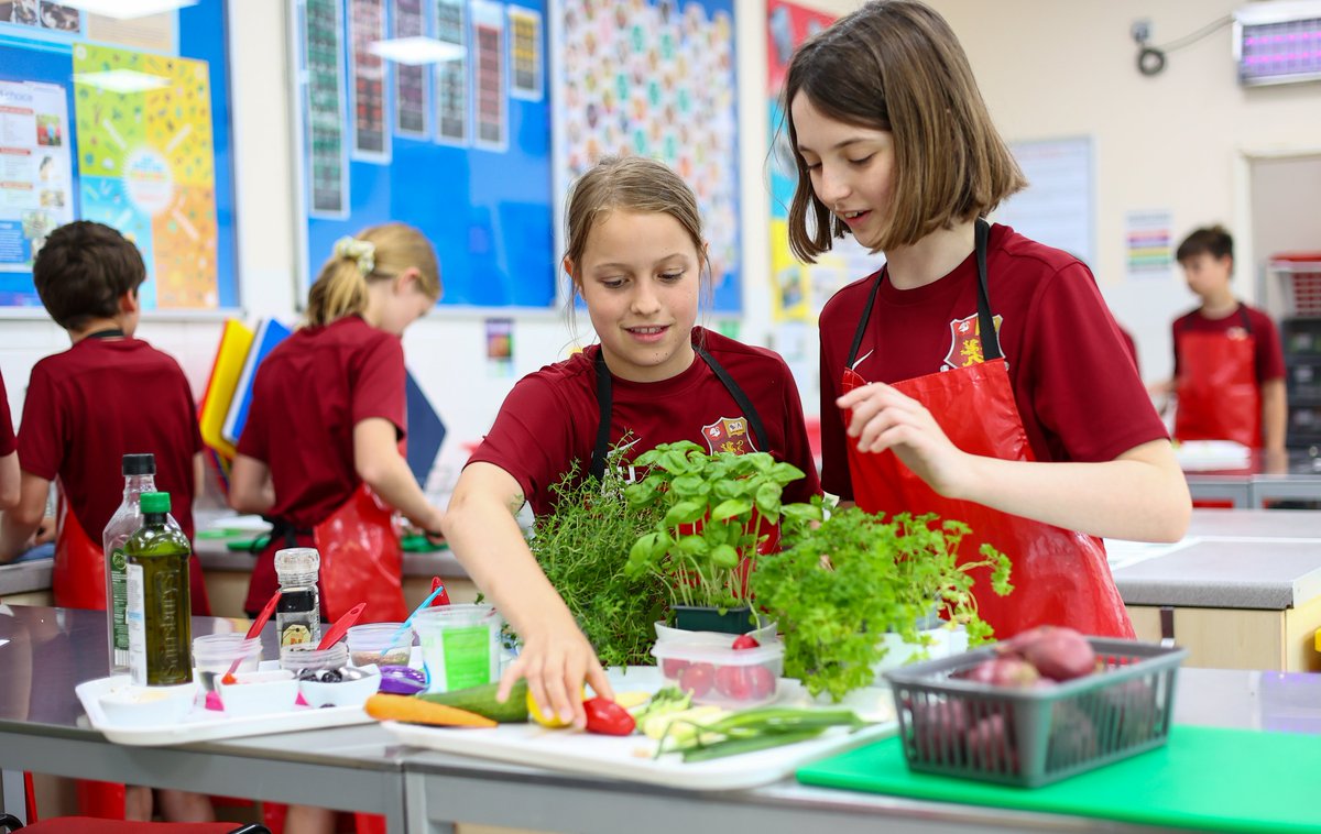 Welcome to Sir Henry Floyd Grammar School