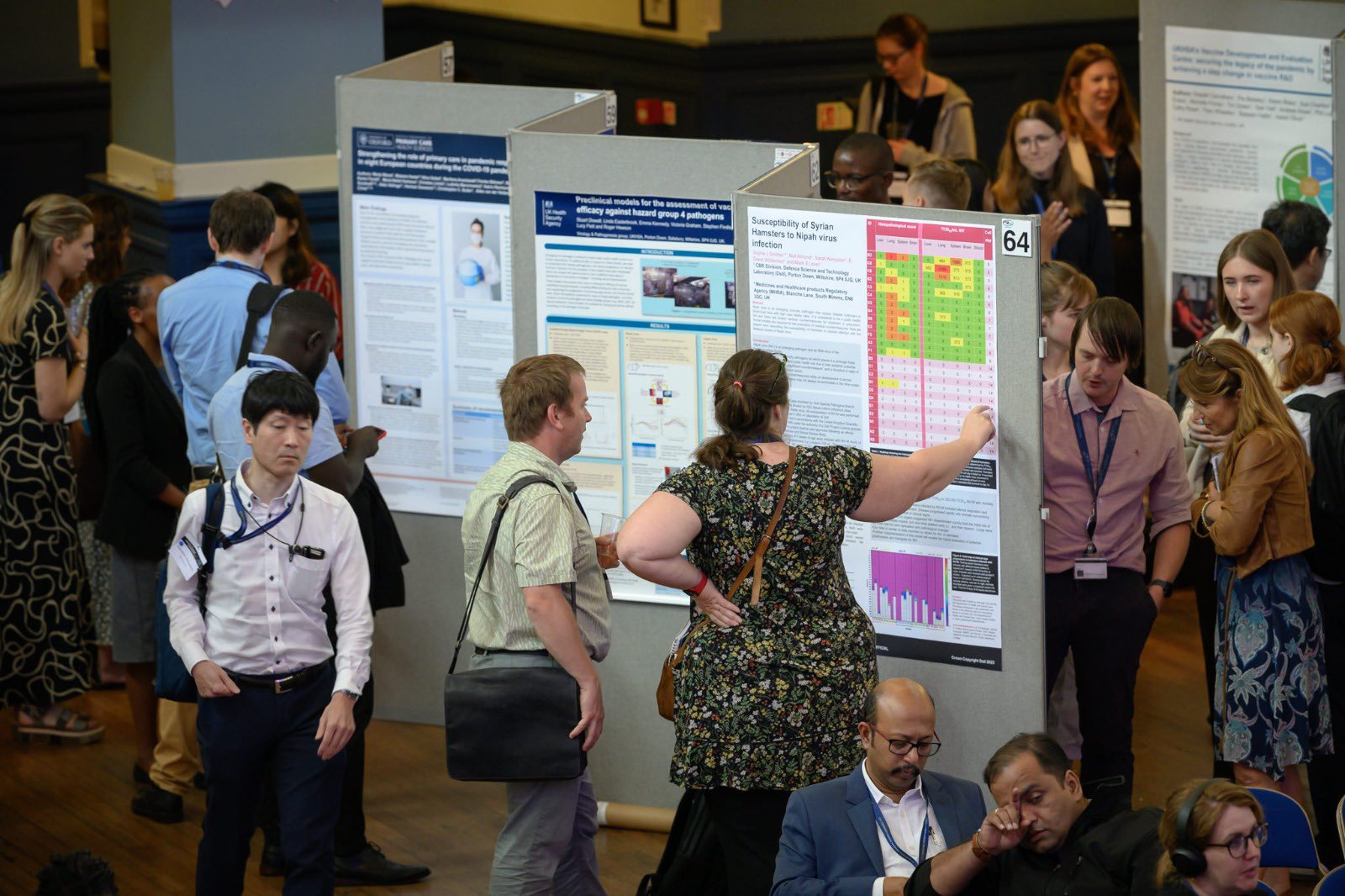 Pandemic Sciences Institute on Twitter: "Concluding the midday poster session with presenters ...