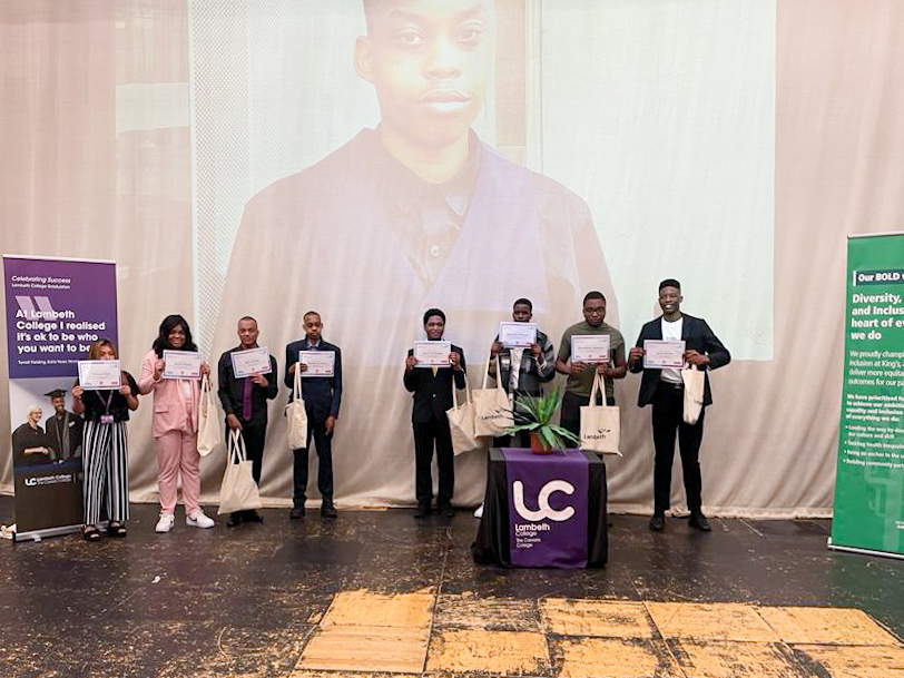 King's College NHS on Twitter: "🎓 Huge congratulations to our brilliant @dfnsearch #Interns at ...