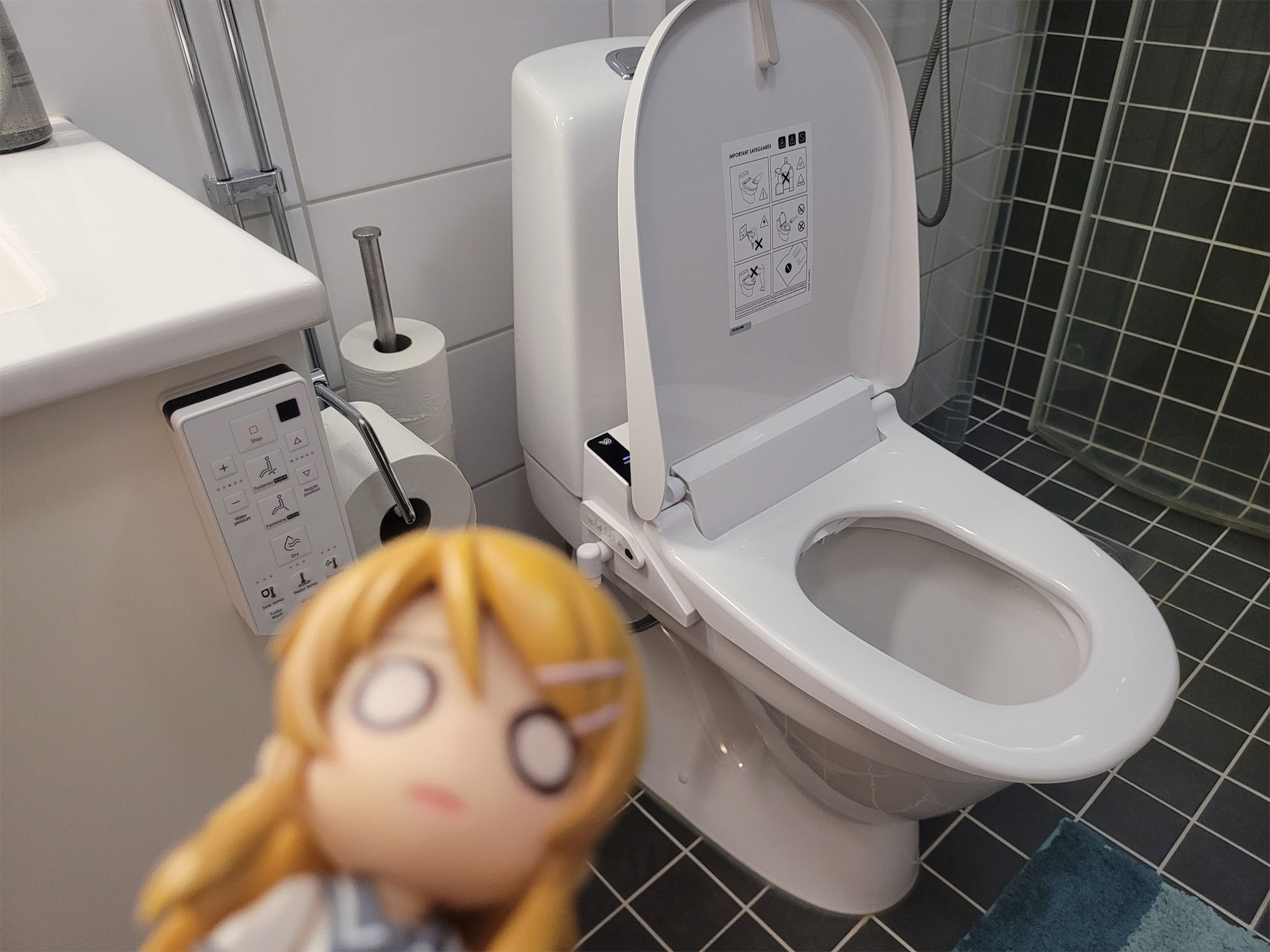 Kiririn On Twitter Bought A Japanese Bidet Toilet Heck This Thing