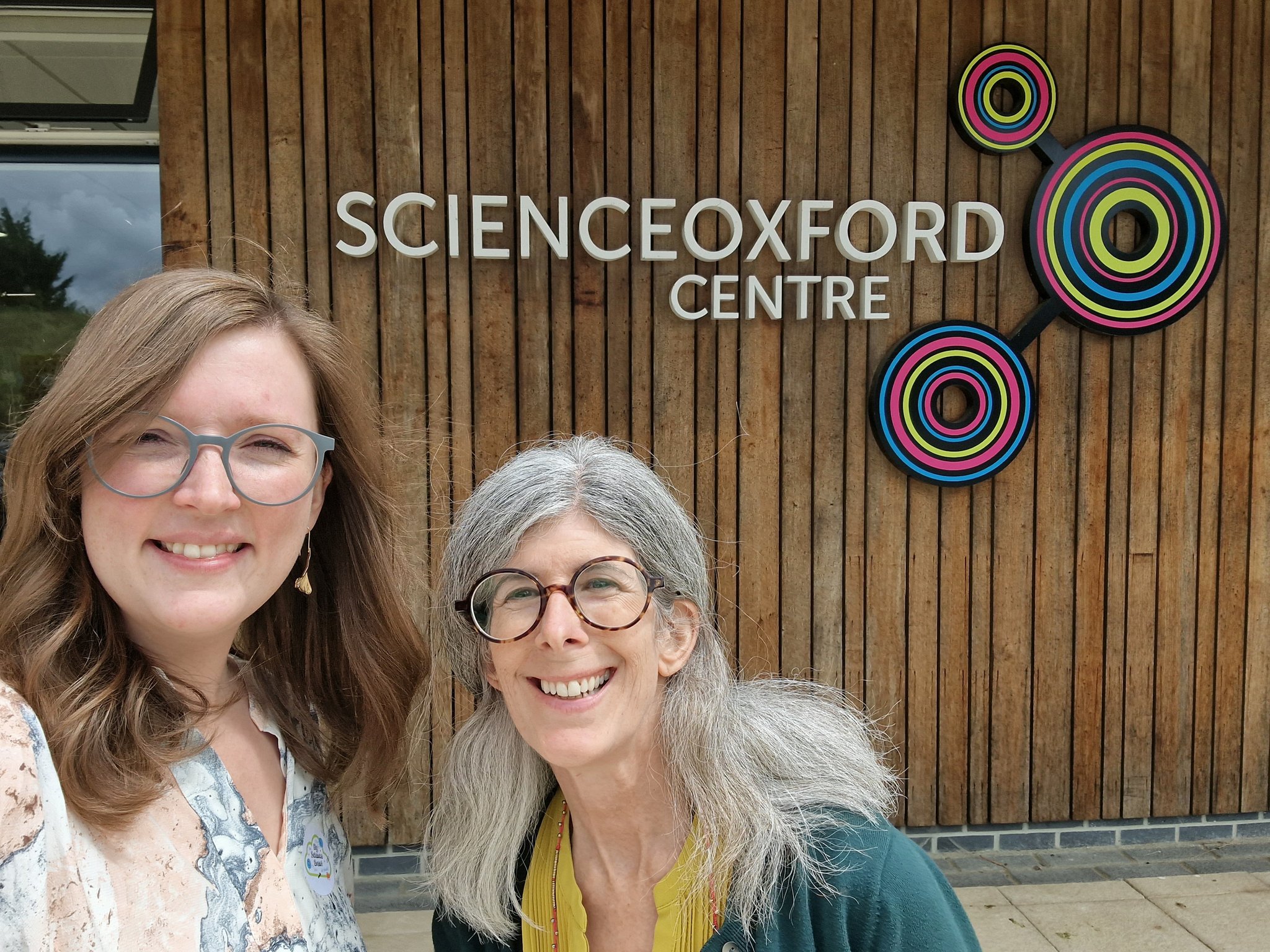 lightsources.org on Twitter: "Wonderful experience helping @DiamondLightSou with judging for the ...