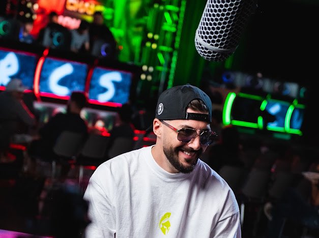 FaZe Nickmercs on Twitter: "Good afternoon ☀️ WE BACK! 🚀 WITH GOOD NEWS 📰 GBT Collection with ...