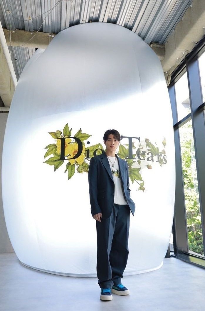 Daily Ryusei on Twitter: "Yokohama Ryusei Instagram update 110723 With Hayato Sano and Nakusawa ...