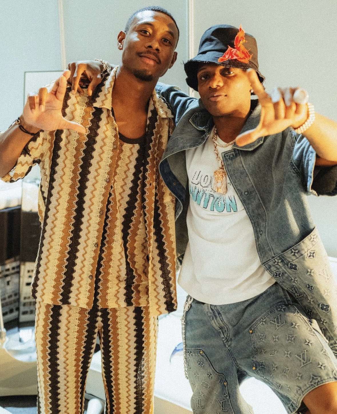 WIZKID GALLERY on Twitter: "Big Wiz x @David_Alaba 🖤🦅 https://t.co/csgAELweF0" / Twitter