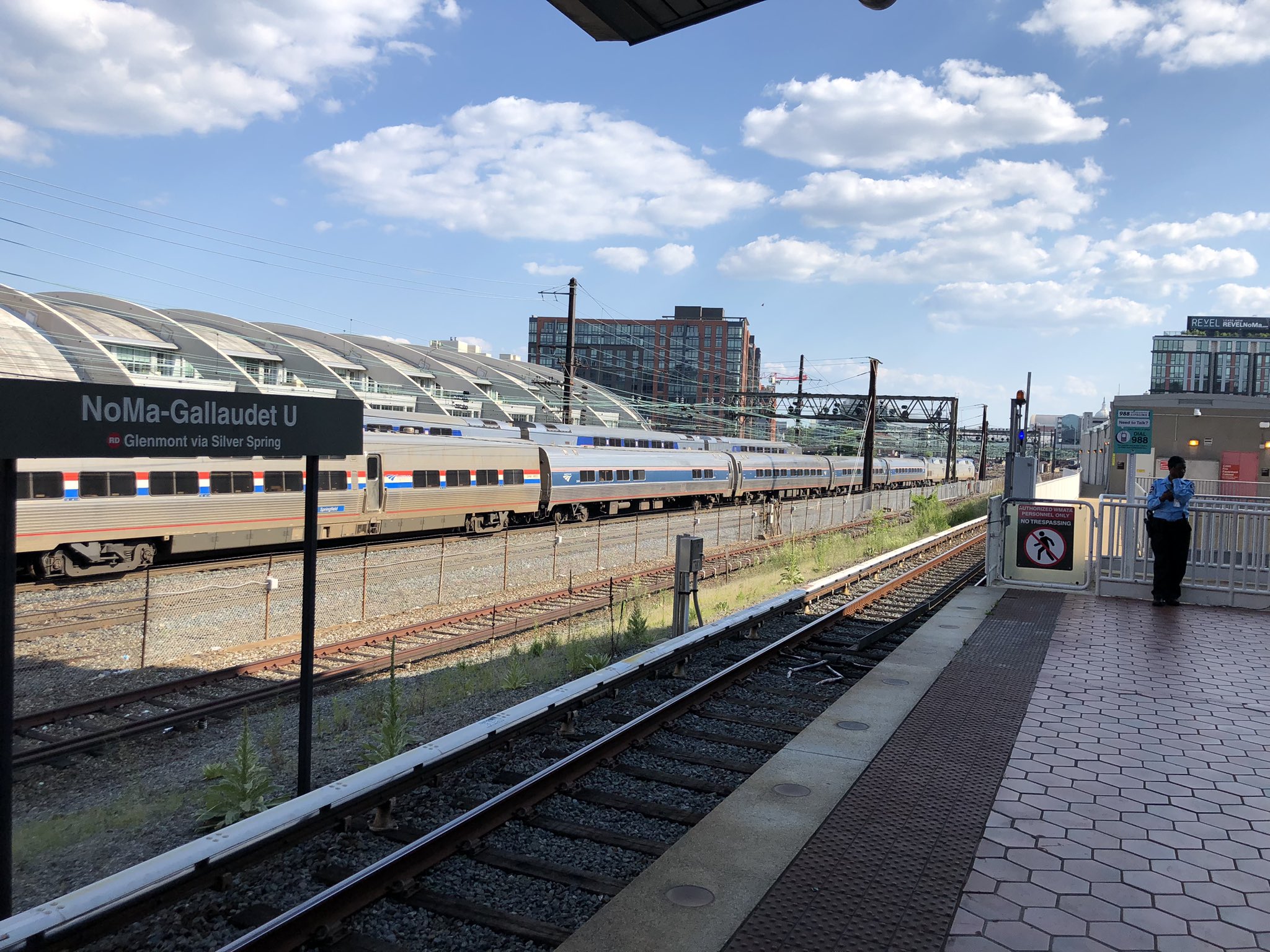 Andrew Justus👷🏼‍♂️🏘🏙🏗 on Twitter: "Todays northbound Amtrak train 92 after bypassing the site of ...