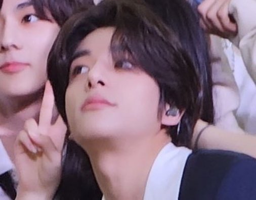 on Twitter: "he’s gorgeous