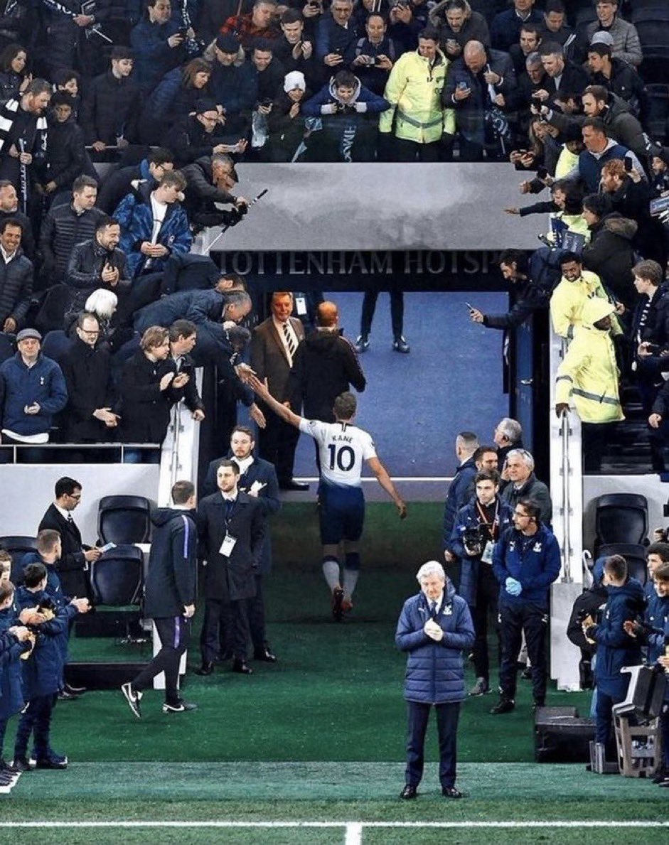 The Spurs Watch on Twitter: "(🟢) Bayern Munich are set to bid again for Harry Kane. Kane has ...