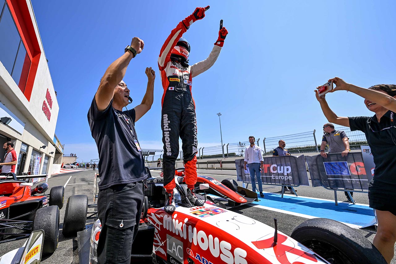 autosport web/オートスポーツweb on Twitter: "野田樹潤がポールリカールでのユーロフォーミュラ・オープン第4ラウンドで嬉しい初優勝 https://t.co ...