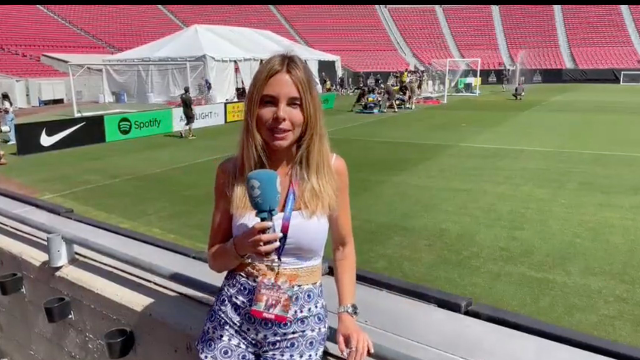 FCB World on Twitter: "هيلينا من معسكر امريكا: انيغو لن يلعب اللقاء القادم بسبب التهاب في منطقة ...