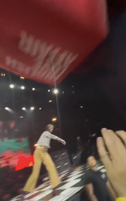 Luke Hemmings Dancing Gif