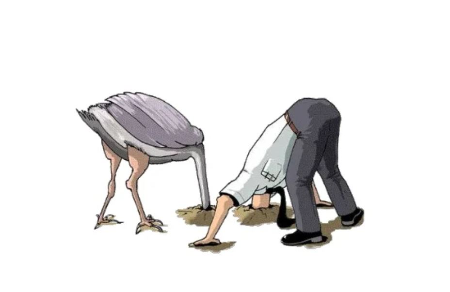 Kita sering sengaja milih untuk MENGHINDARI informasi negatif - Gak mau ...