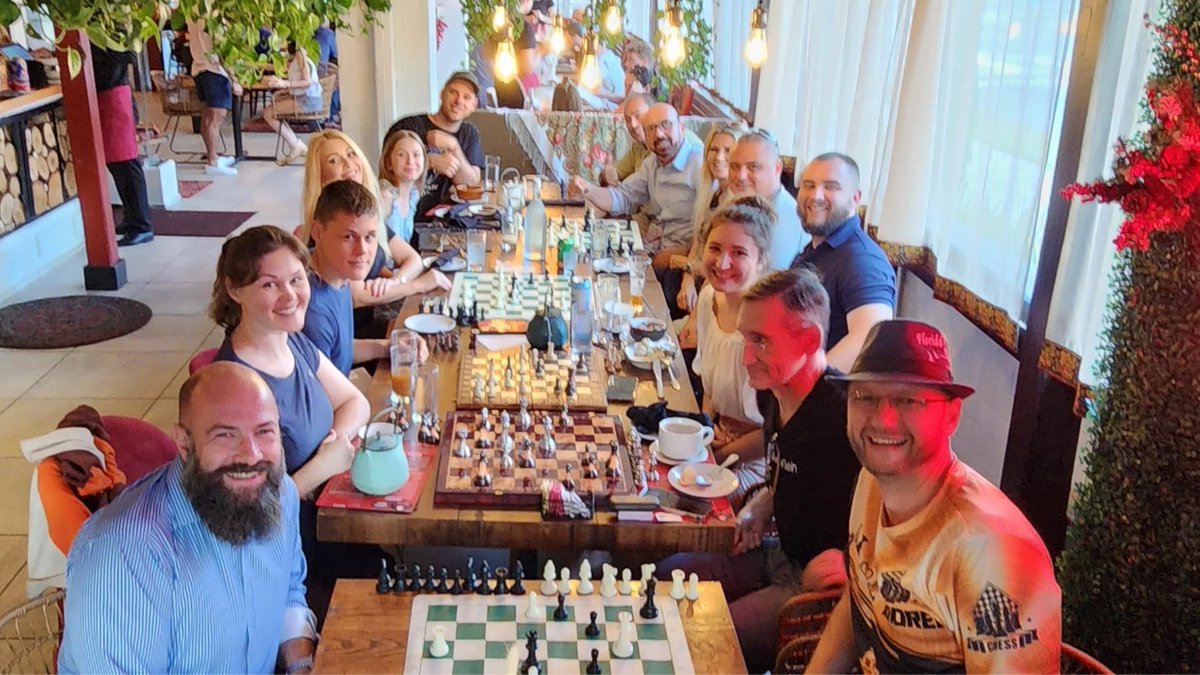 Champions Chess Tour on Twitter: "Some photos of our chess groups on @Meetup having a great time ...