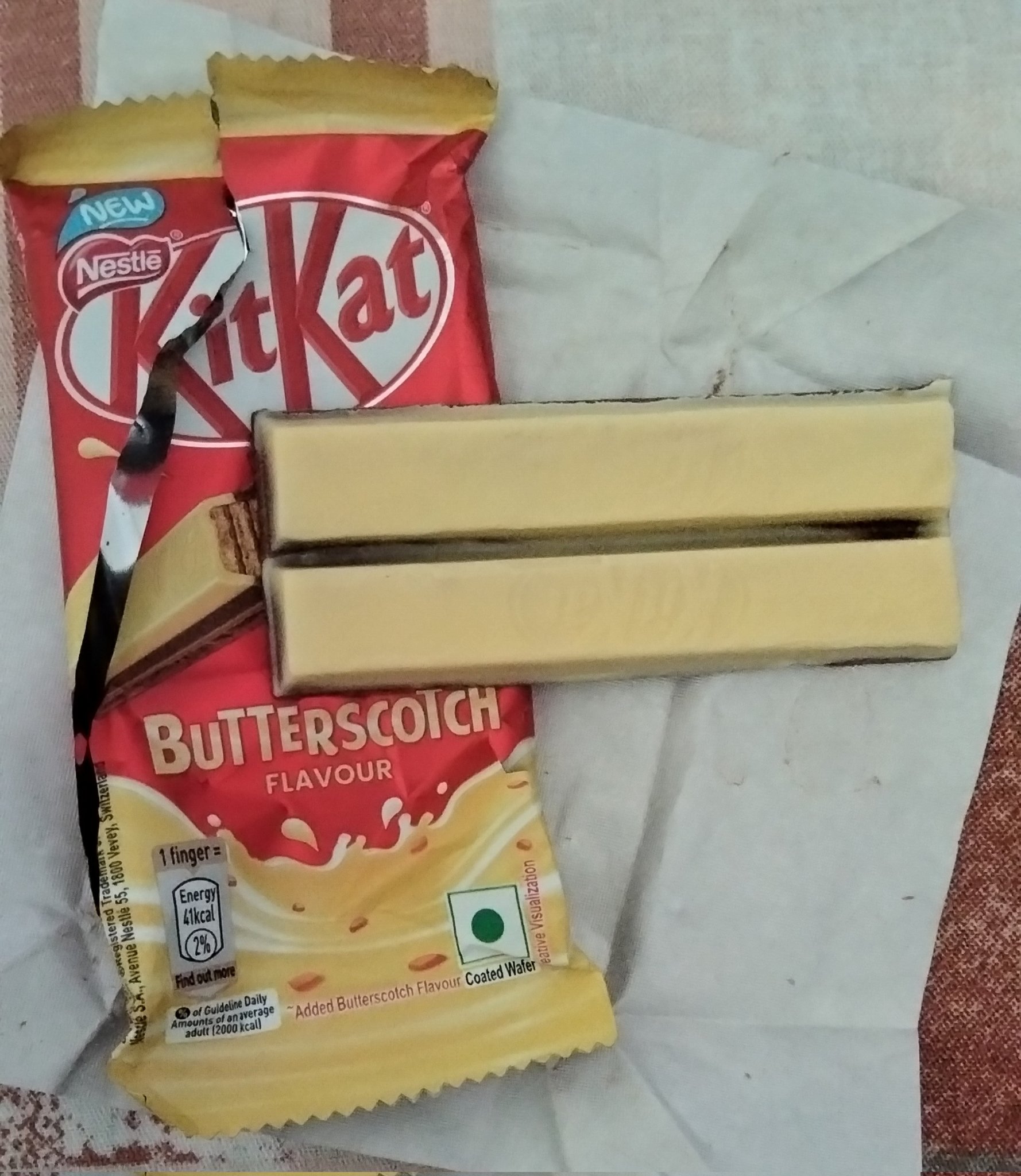 Sunshine on Twitter: "Anyone else who has tried this new Butterscotch flavoured KitKat? 👀 I'm so ...
