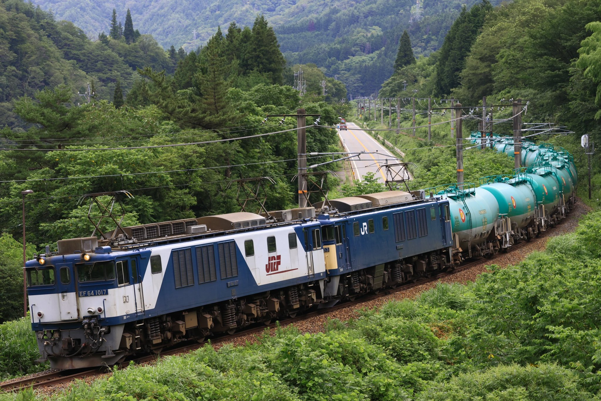 TR91 on Twitter: "2023.07.15 8084レ EF64-1017 EF64-1033 残り僅かとなりましたが頑張ってほしいですね https://t.co ...