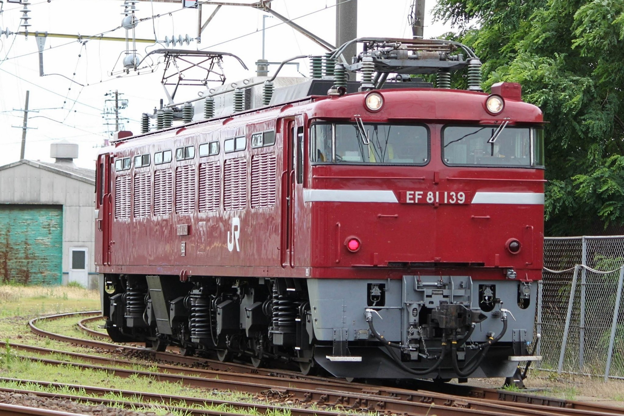 みっちょん on Twitter: "一年前の今日 単機で所属先へ戻るEF81 139を撮影していました。 https://t.co/u0X1veG4DZ" / Twitter