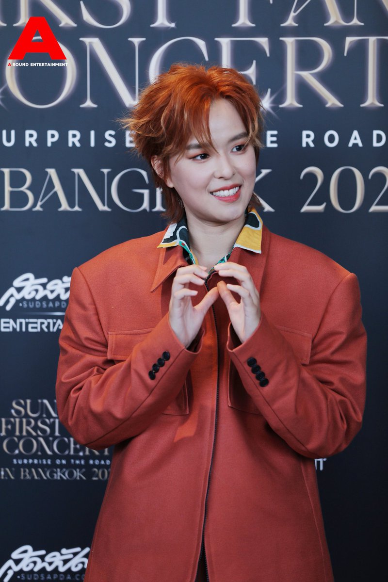 A.ROUND on Twitter: ""ซันนี่-เกวลิน" ช่วงให้ สัมภาษณ์ ก่อนจะไปพบกับ SUN STAR ชาวไทย ในงานแฟนคอน ...