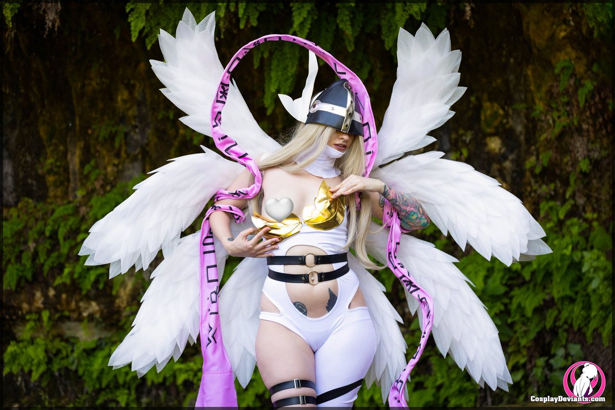 CivilHeathen on Twitter: "Angewomon is now live on @CosplayDeviants