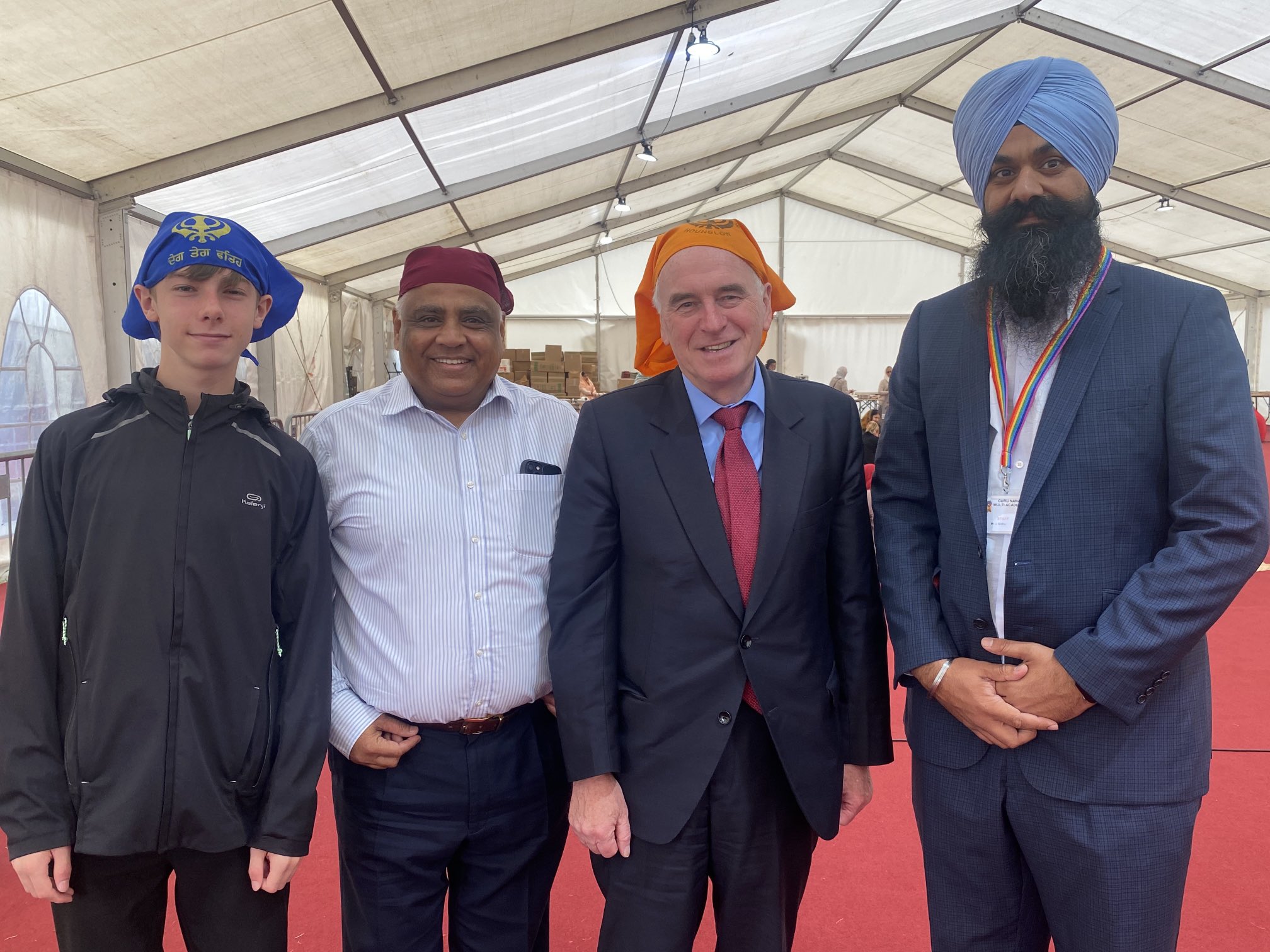 John McDonnell MP on Twitter: "Visited Parkash at Guru Nanak School in my constituency, which ...