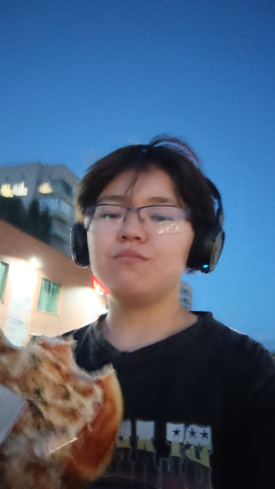 @zhngdokngz40142/Myfans、Fantia、Fc2動画配信 / Twitter