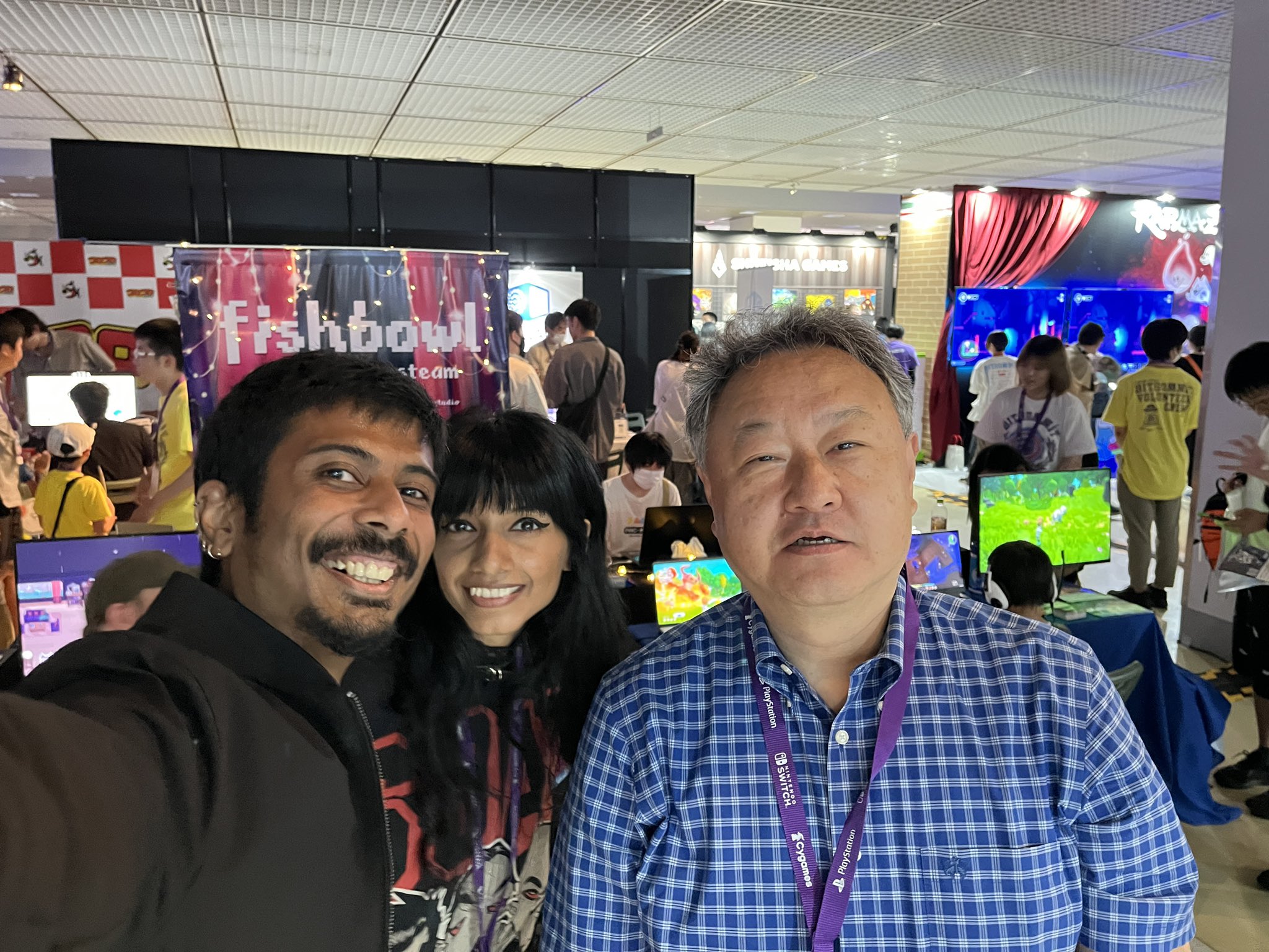 fishbowl ️ 🌸 bitsummit let's go on Twitter: "Day 3 of @BitSummit started in the best way with ...