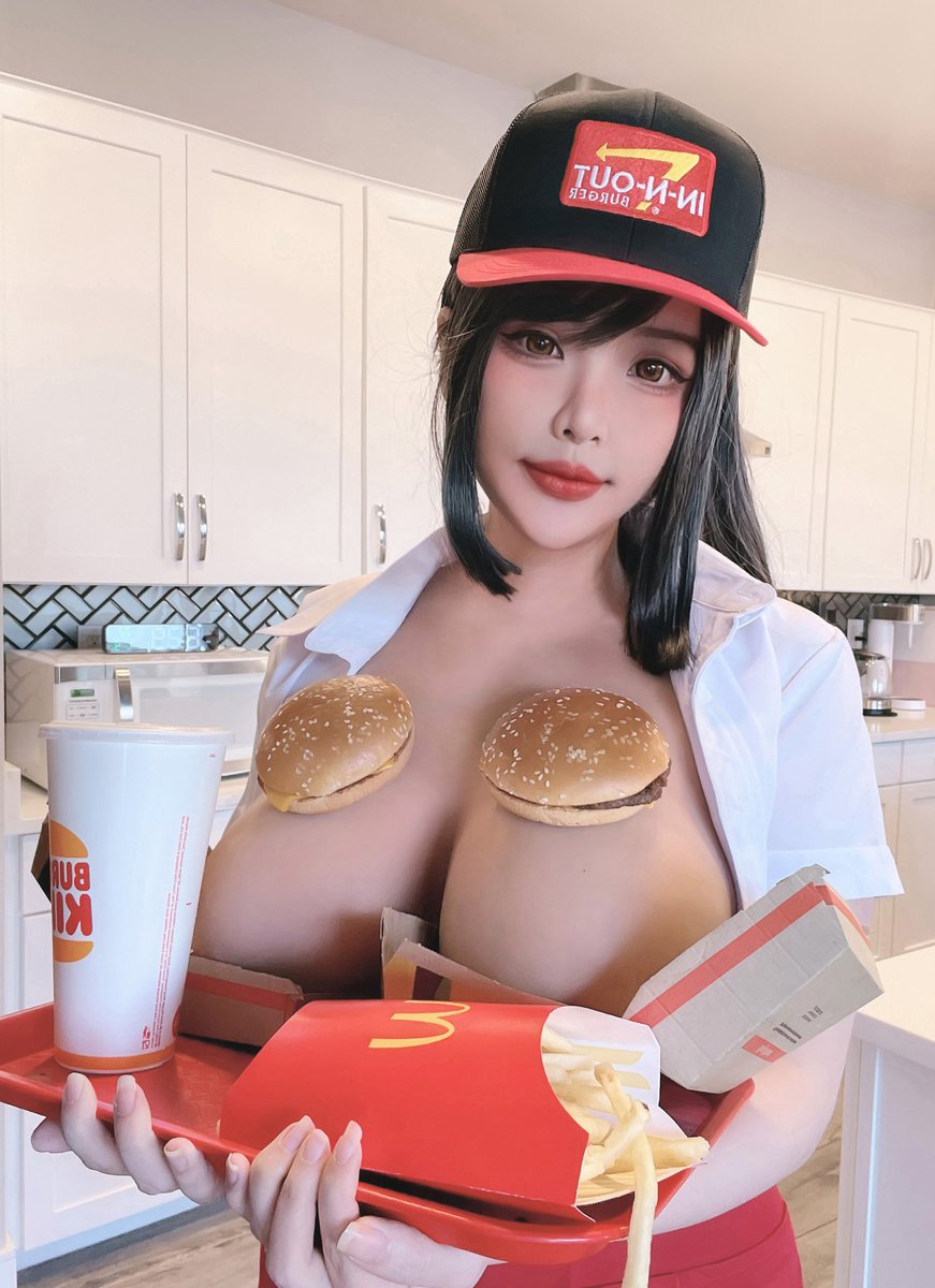Hana Bunny on Twitter: "You ask for extra patty burgers? Tier 3 💗"