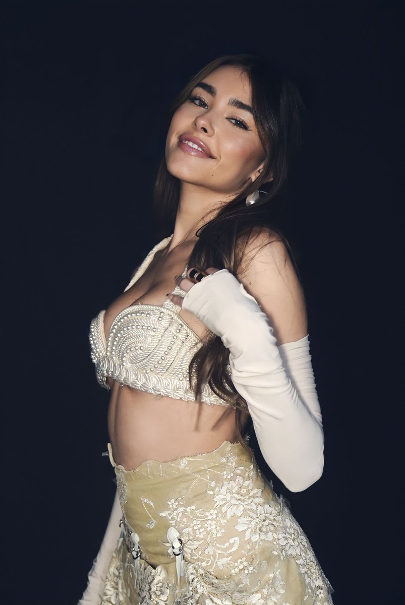 👅 on Twitter: "RT @OnlyHDGirls: Madison Beer 🤍"