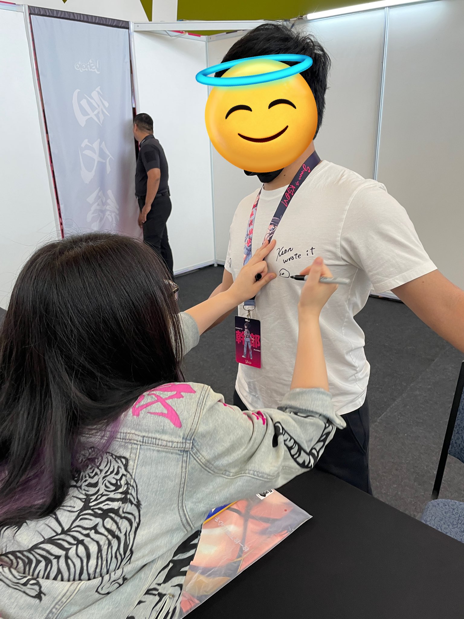 ksonmng🍕VShojo JAPAN on Twitter: "《速報》ksonついに親衛隊の乳首をかく https://t.co/6qCN1bOYo4" / Twitter