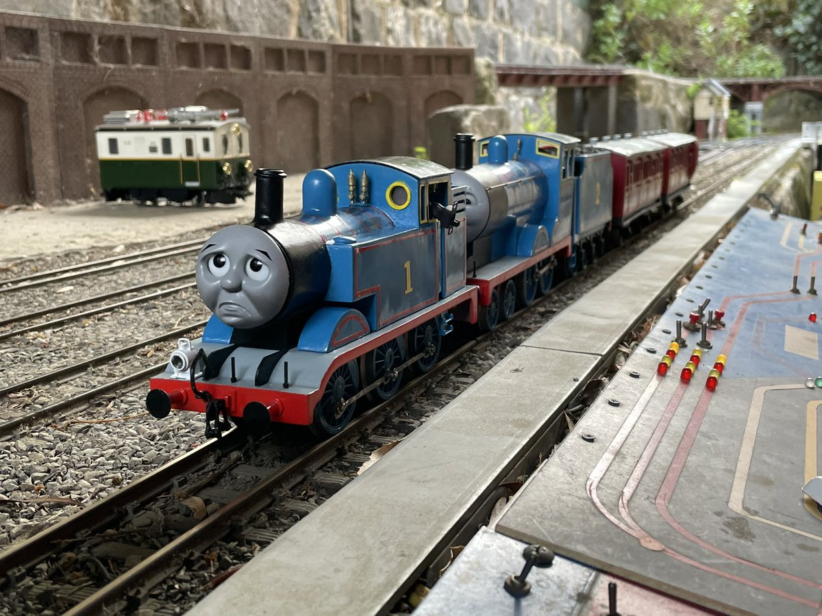 (COMMS FULL) jamostrainos on Twitter: "jonah’s poor thomas was having some uh issues"