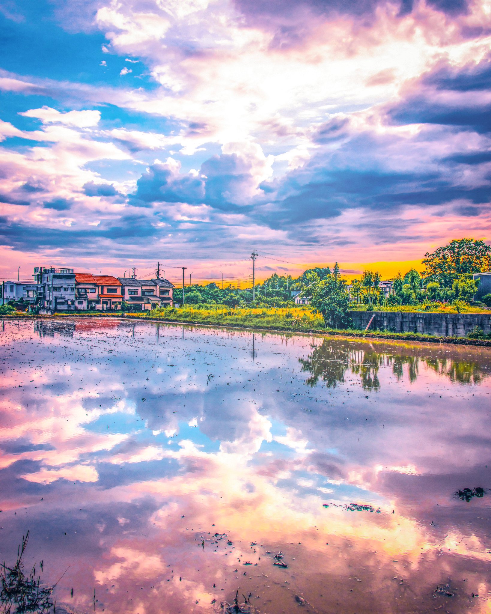 Kanata on Twitter: "嵐が来る前の鏡面世界が美しかった。 https://t.co/OSITxH5gdb" / Twitter