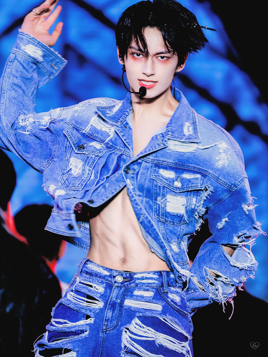 LIKE JUN on Twitter: "230709 #SEVENTEEN #JUN #세븐틴 #준 #문준휘 #文俊辉"