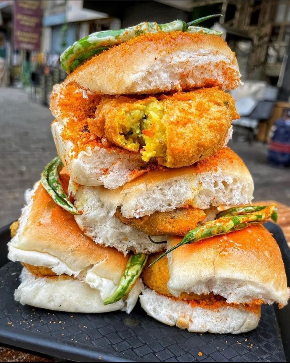 10 Delicious Must Try Street Food of Mumbai 1. Vada Pav https://t.co ...