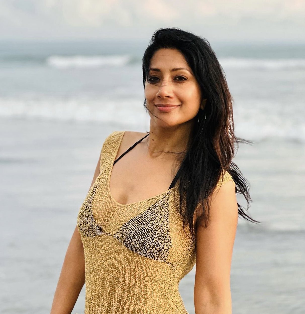 Tv Presenters On Twitter Reshmin Chowdhury Rpcorbkauq Twitter